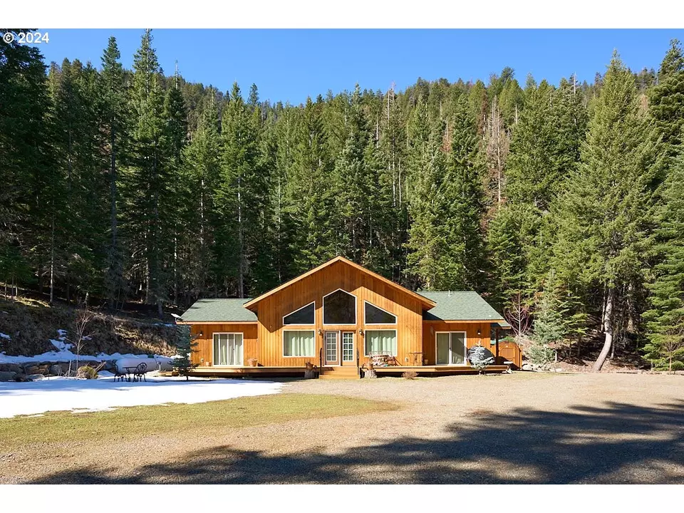 64306 Tamarack Rd, Lostine, OR 97857 | 34 Photos - Movoto