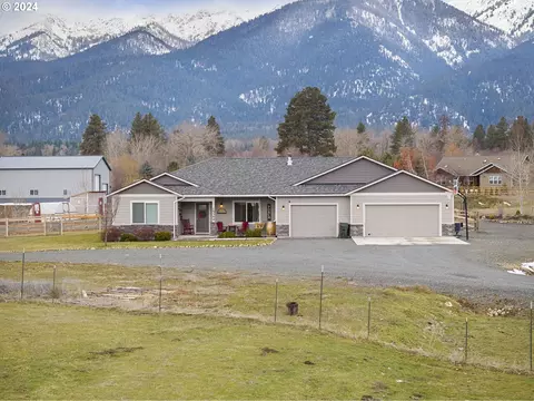 15344 Pine Creek Ln, Baker City, OR 97814 | 47 Photos - Movoto