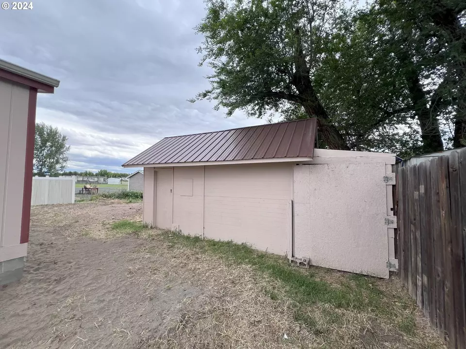 245 S Wayne St, Stanfield, OR 97875 | 17 Photos - Movoto