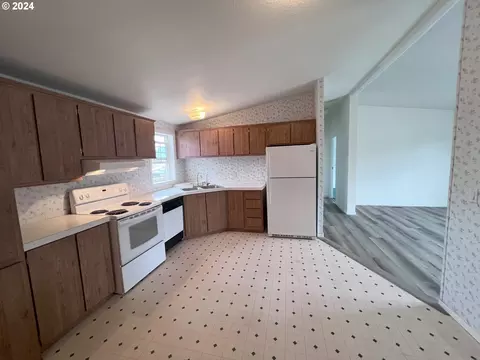 245 S Wayne St, Stanfield, OR 97875 | 17 Photos - Movoto