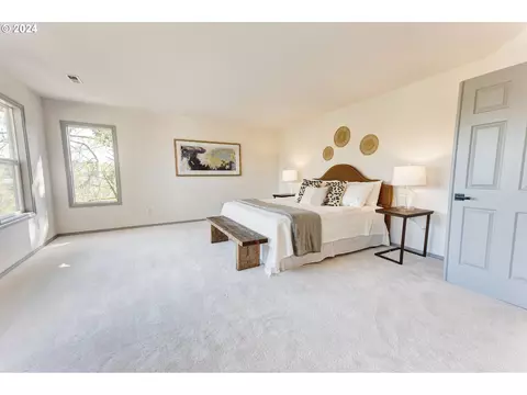 7522 SW Ashford St, Portland, OR 97224 | 48 Photos - Movoto