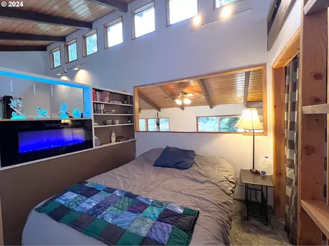 96463 Blocks Shady Ln, Lakeside, OR 97449 | 45 Photos - Movoto