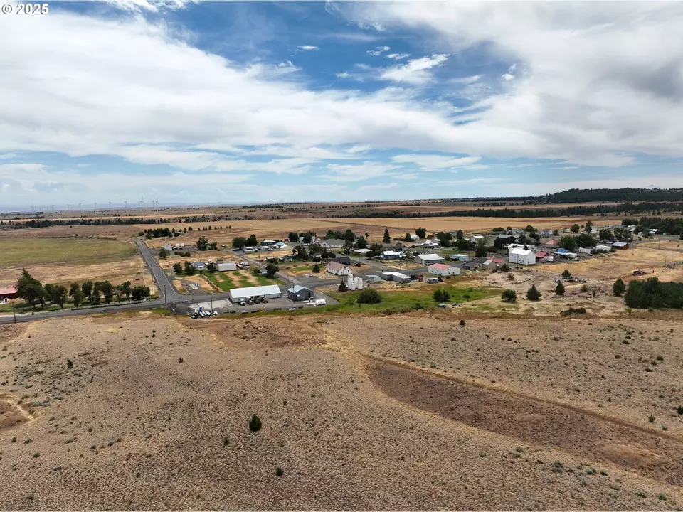Nka E. Market St, Bickleton, WA 99322 | MLS# 393231388 | 6 Photos - Movoto