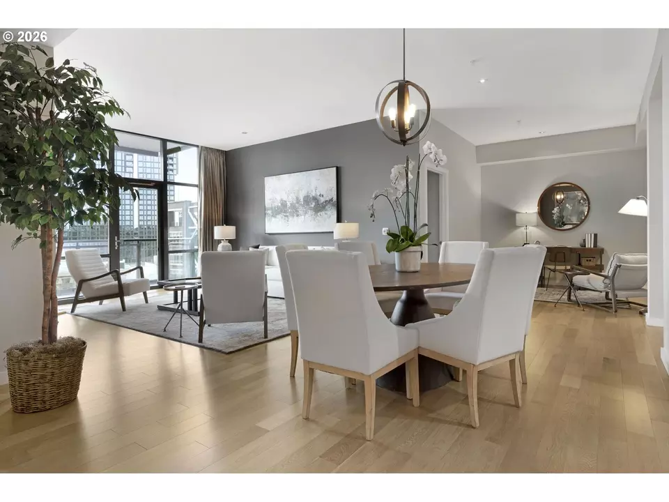 1025 NW Couch St #1212, Portland, OR 97209 | MLS# 474474945 | 43 Photos ...