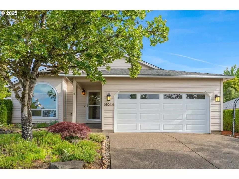 16044 SW Wimbledon Ct, Portland, OR 97224 - Movoto