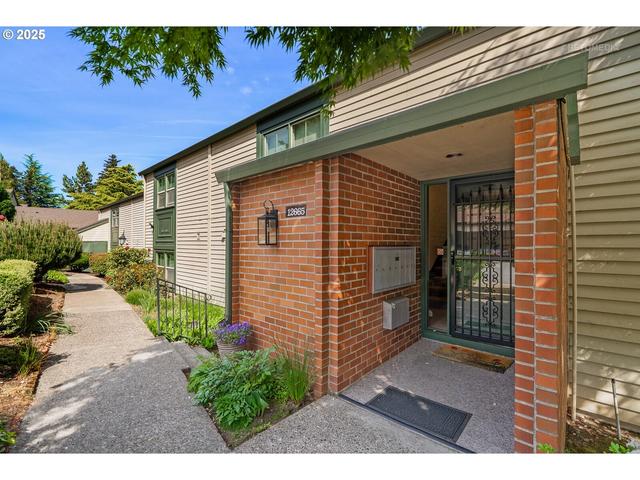 12665 SW Prince Edward Ct #A, King City, OR 97224 | MLS# 657507450 | 31 ...