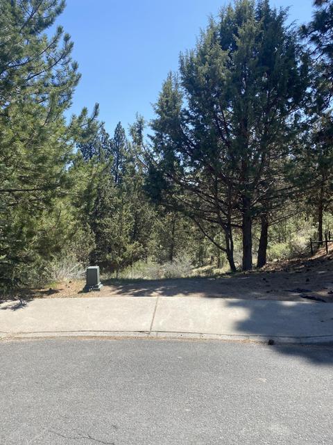 554 NW Lindsay Ct, Bend, OR 97703 | 5 Photos - Movoto