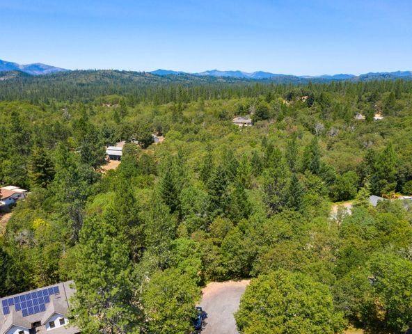 W Pickett Creek Rd, Grants Pass, OR 97527 | 28 Photos - Movoto