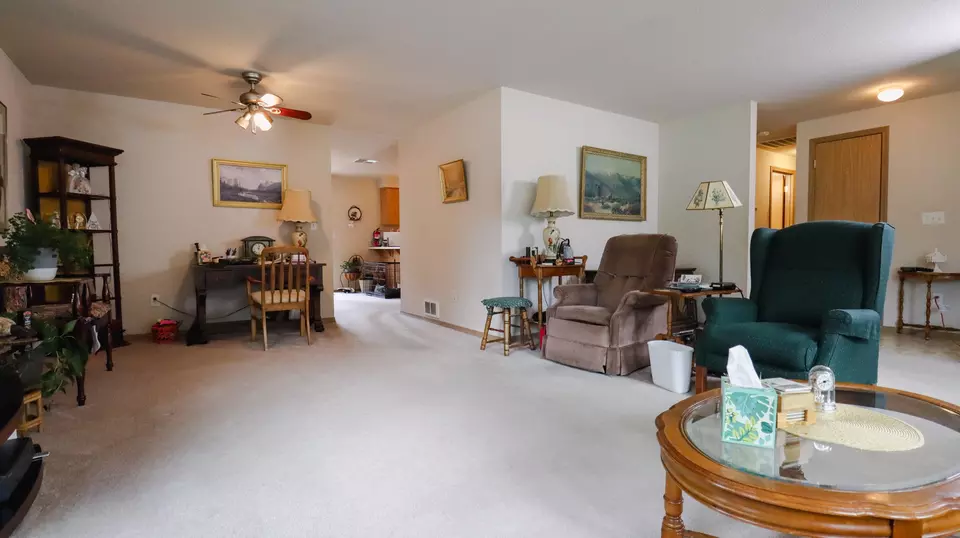 2466 W Evans Creek Rd, Rogue River, OR 97537 | 15 Photos - Movoto