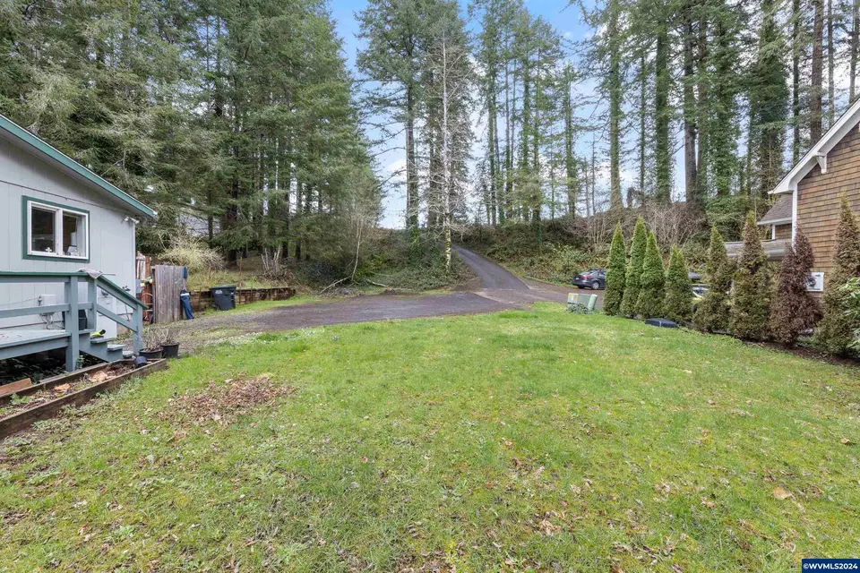 1529 NE Wagon Rd, Toledo, OR 97391 | 25 Photos - Movoto