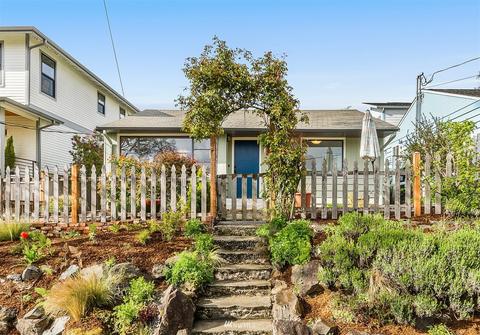 These Are The 10 Best Seattle Suburbs For Young Couples