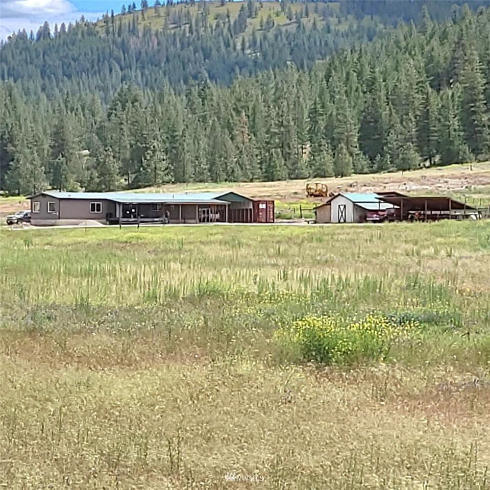 206 Aeneas Valley Rd, Tonasket, WA 98855 | 40 Photos | MLS #1960384 ...