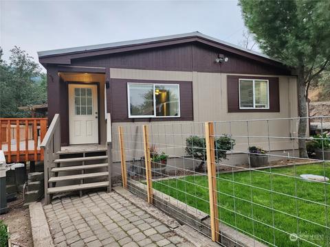 241 Tracy Rd, Waitsburg, WA 99361 | 39 Photos | MLS #1990110 - Movoto