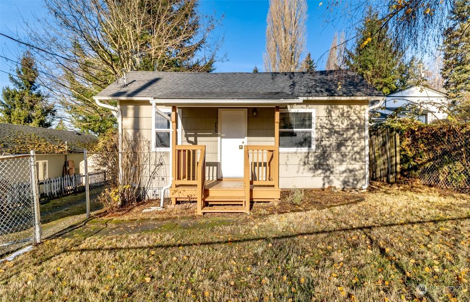 759 S 93rd St, Tacoma, WA 98444 | 1 photo - Movoto