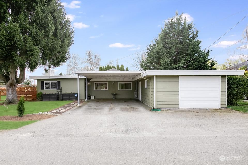 2602 Circle Dr E, Fife, WA 98424 | 29 Photos - Movoto