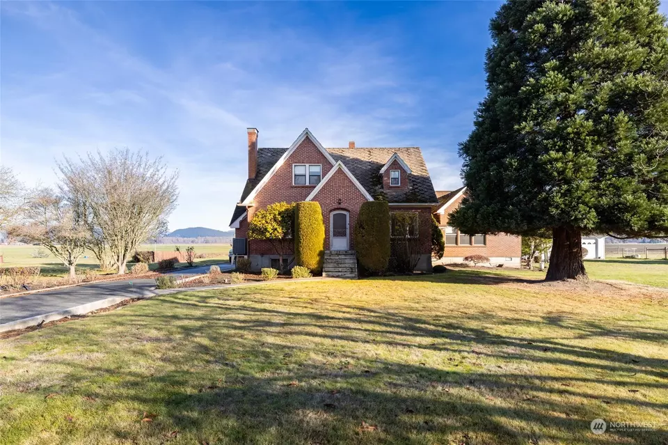 20179 Dry Slough Rd, Mount Vernon, WA 98273 | 29 Photos - Movoto