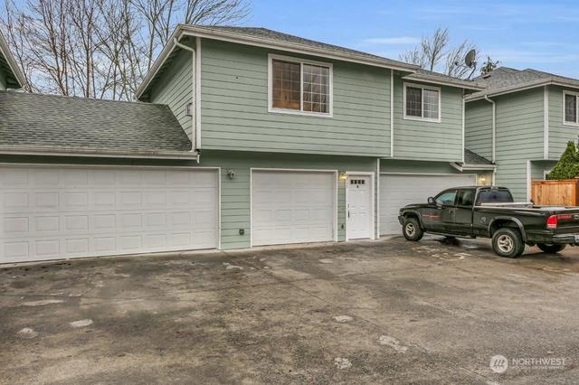 5711 Graham Ave #B, Sumner, WA 98390 | 16 Photos - Movoto