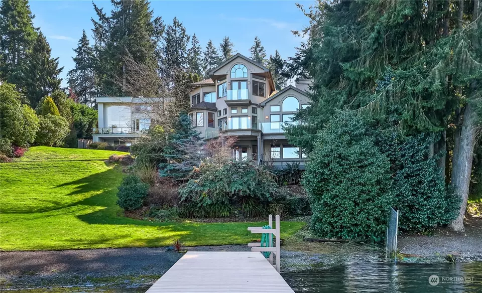 11428 Gravelly Lake Dr SW, Lakewood, WA 98499 | 37 Photos - Movoto