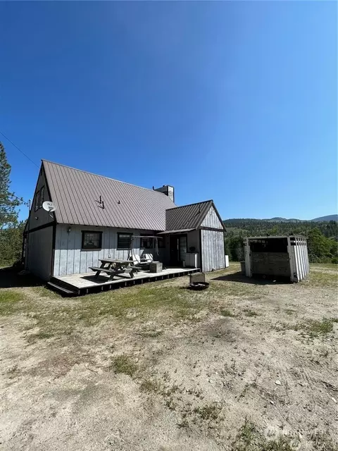 154 Aeneas Valley Rd, Tonasket, WA 98855 | 35 Photos - Movoto