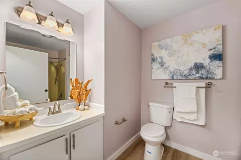 13717 Linden Ave N #128, Seattle, WA 98133 | 16 Photos - Movoto