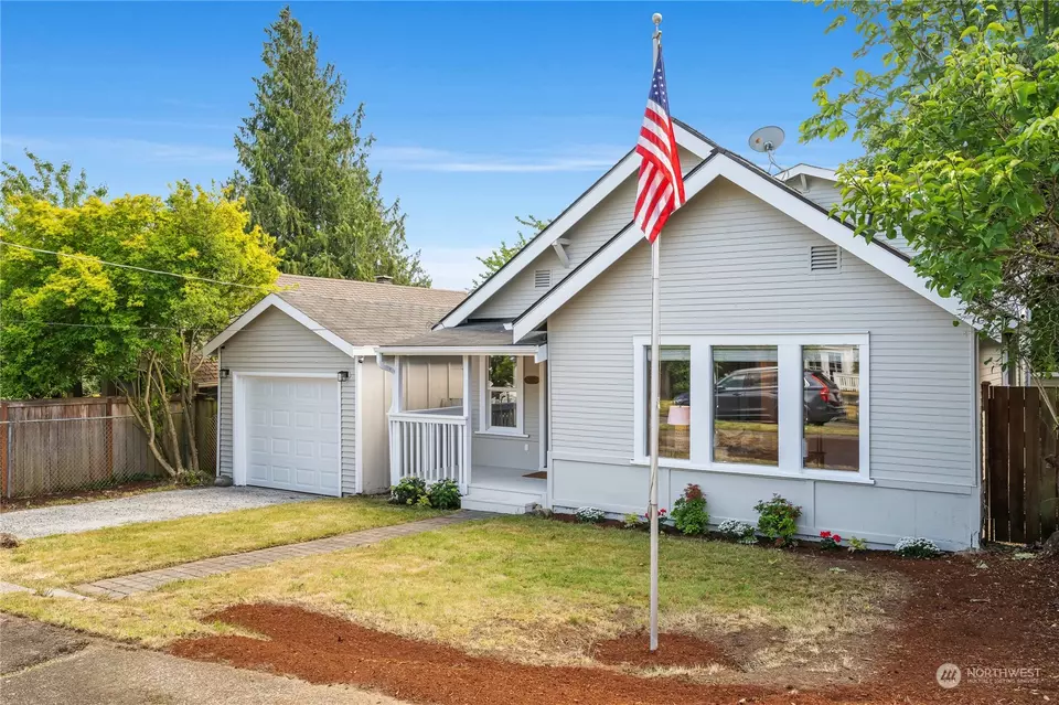 927 N 87th St, Seattle, WA 98103 | 1 photo - Movoto