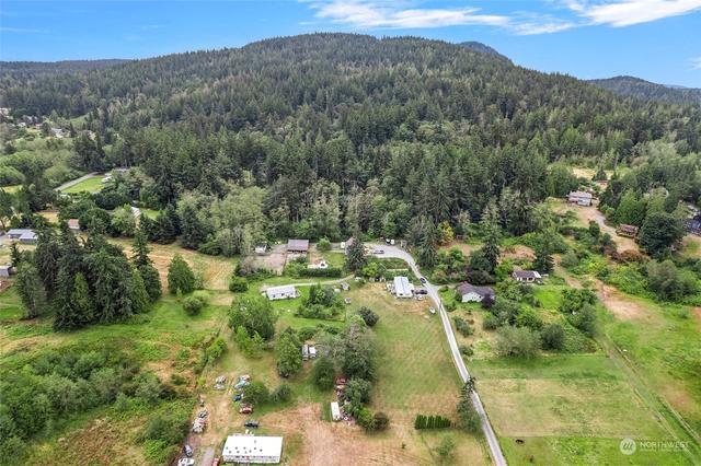 5830 Haddon Ln, Anacortes, WA 98221 | 17 Photos - Movoto