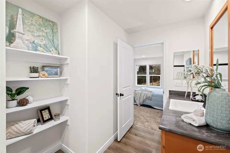 60 E Cedar St, Belfair, WA 98528 | MLS# 2341924 | 30 Photos - Movoto