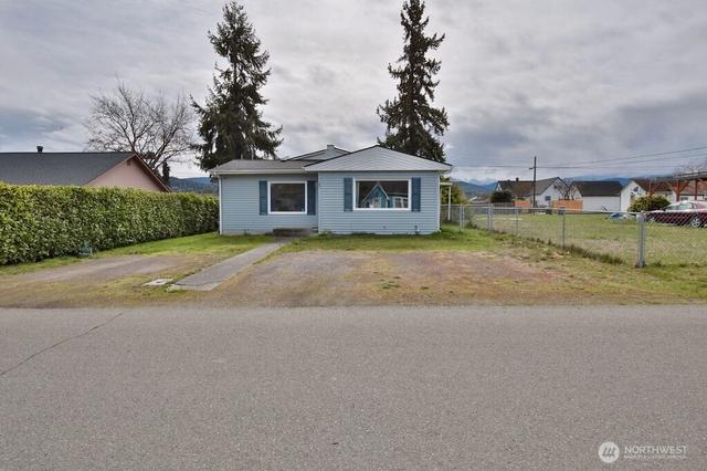 343 W Alder St, Sequim, WA 98382 | MLS# 2351373 | 22 Photos - Movoto