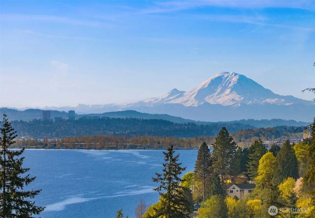 Lake City House, Seattle Homes For Sale & Real Estate | Movoto