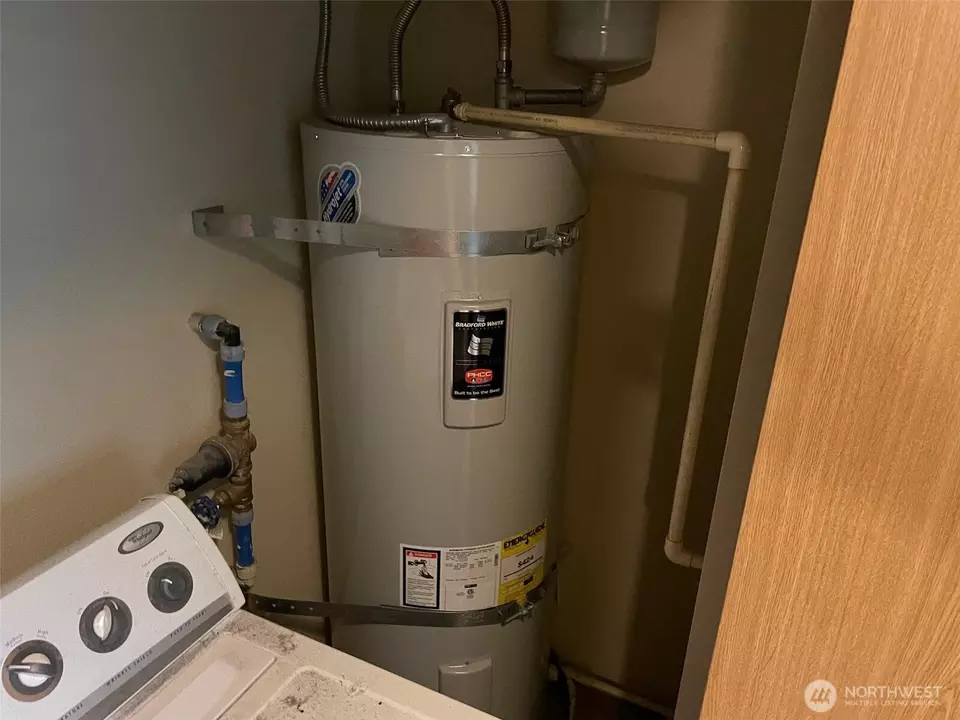 10310 25th St SE, Lake Stevens, WA 98258 | MLS# 2387844 | 10 Photos ...