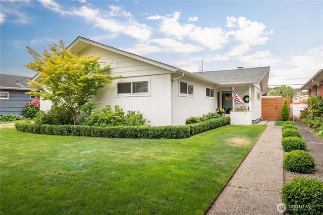 1129 18th, Longview, WA 98632 | 32 Photos - Movoto