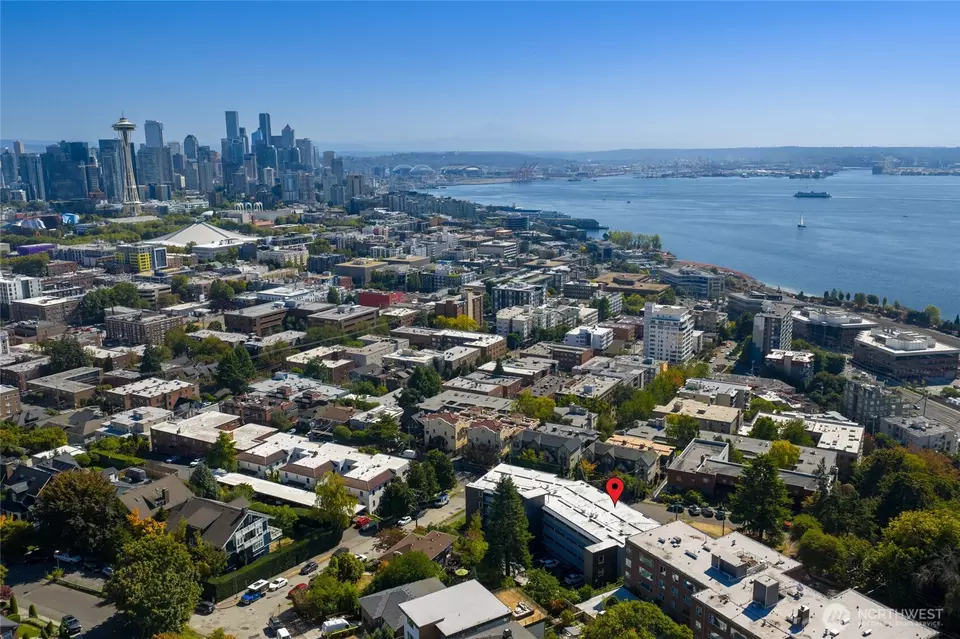 500 Olympic Pl #304, Seattle, WA 98119 | MLS# 2434913 | 38 Photos - Movoto