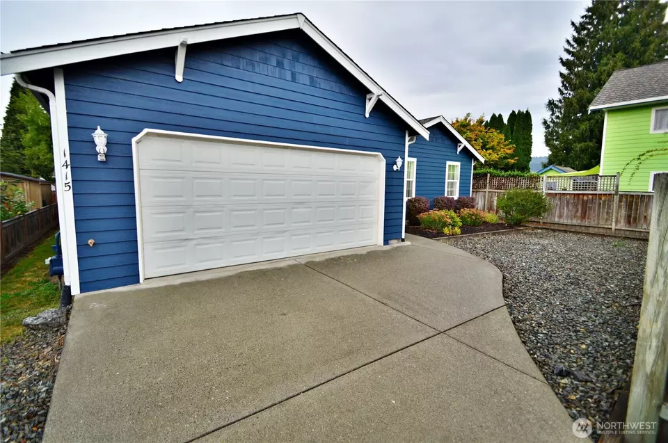 1415 Washington St, Sumner, WA 98390 | MLS# 2440305 | 23 Photos - Movoto
