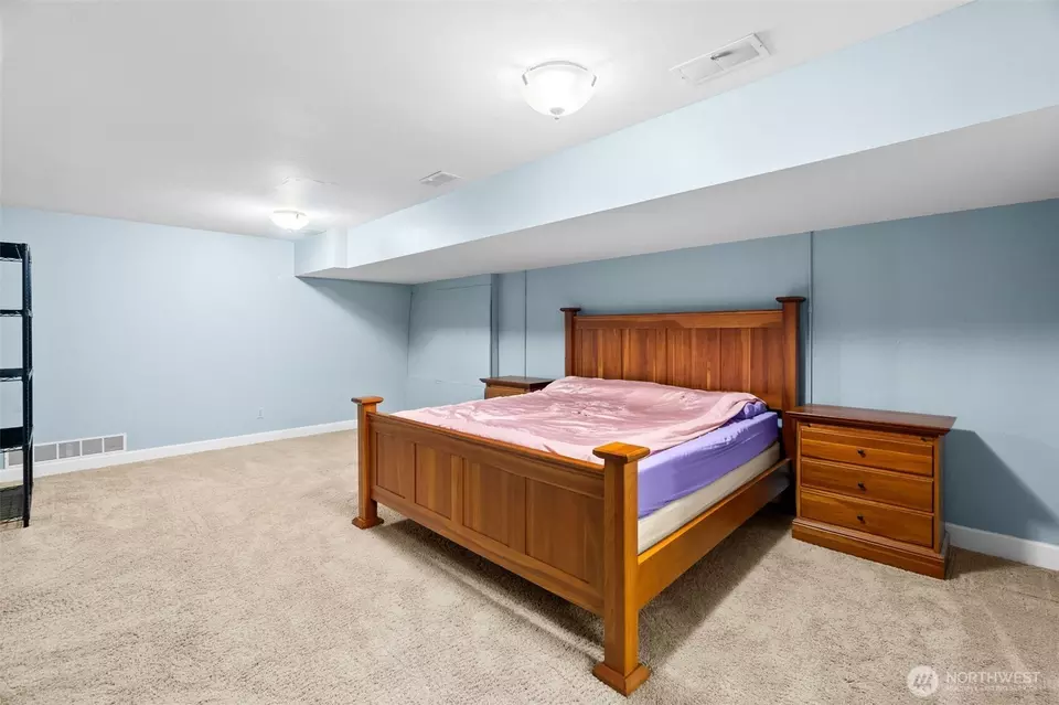 2937 Lybarger St SE, Olympia, WA 98501 | MLS# 2443649 | 40 Photos - Movoto