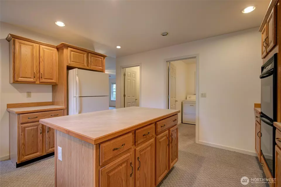 646 Woodland Loop NE, Ocean Shores, WA 98569 | MLS# 2446430 | 28 Photos ...