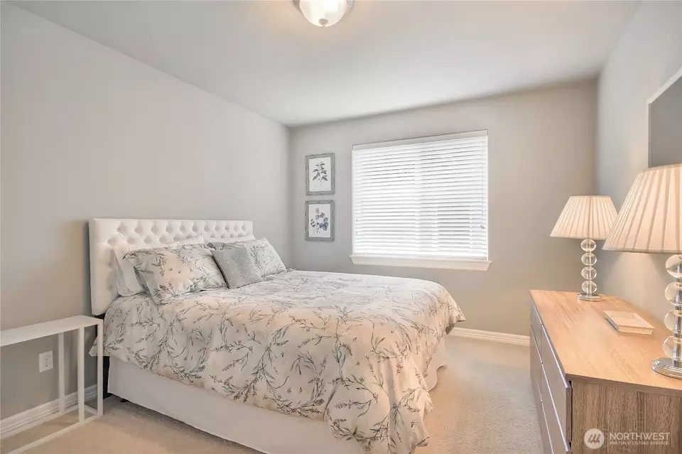 36424 10th Ct SW, Federal Way, WA 98023 | MLS# 2468513 | 40 Photos - Movoto