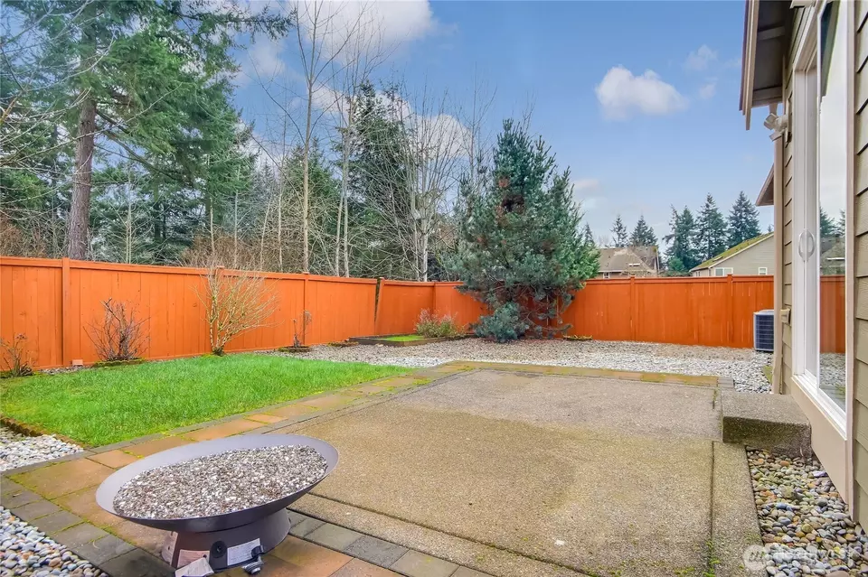 36424 10th Ct SW, Federal Way, WA 98023 | MLS# 2468513 | 40 Photos - Movoto