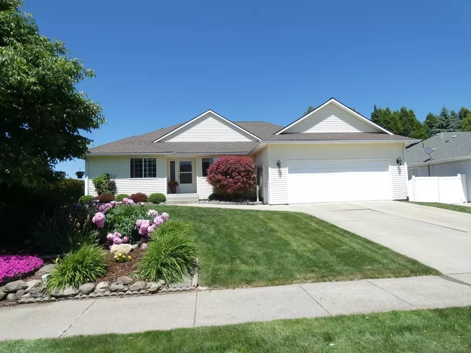 319 Cherry Tree Ct, Cheney, WA 99004 | 42 Photos - Movoto