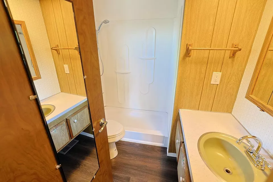 12117 N Sheridan St, Mead, WA 99021 | MLS# 202522840 | 48 Photos - Movoto