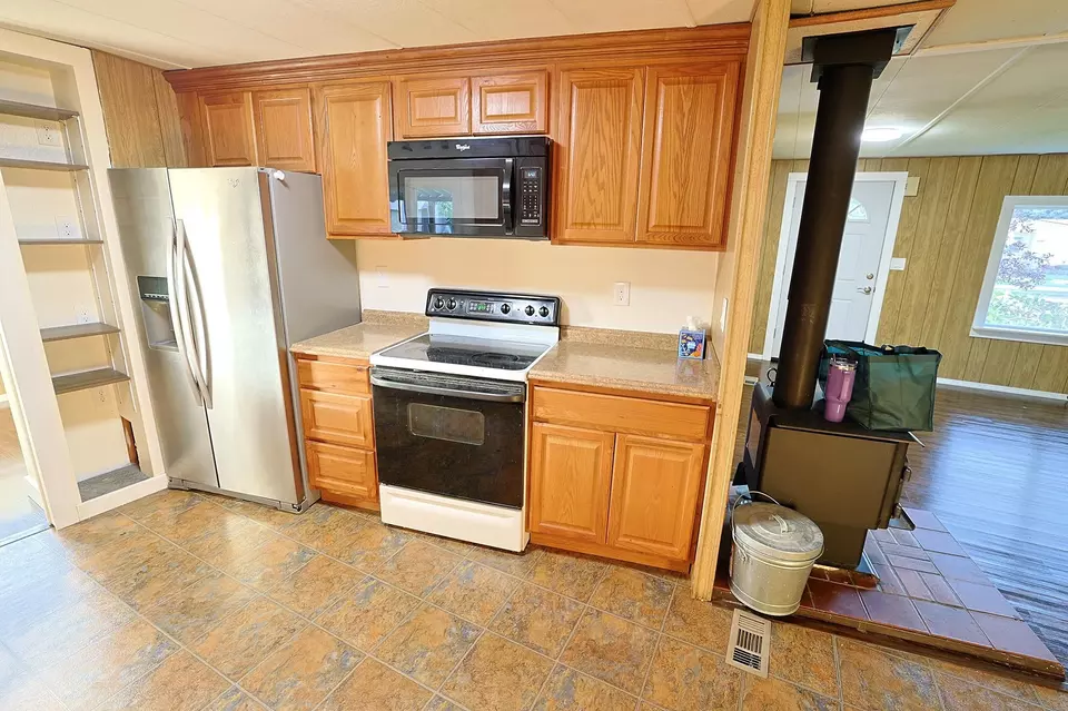 12117 N Sheridan St, Mead, WA 99021 | MLS# 202522840 | 48 Photos - Movoto