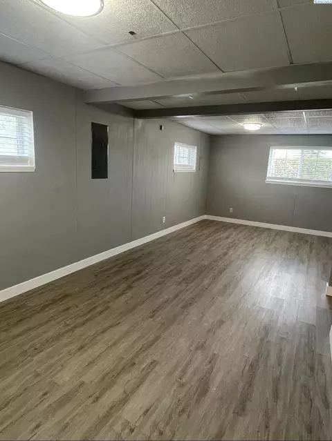 910 Roza Vis, Prosser, WA 99350 - Movoto
