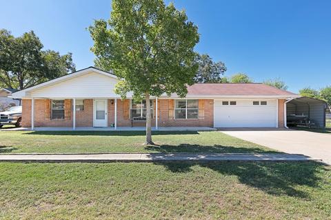 122 Willow Way, Kerrville, TX 78028 | 30 Photos | MLS #107596 - Movoto