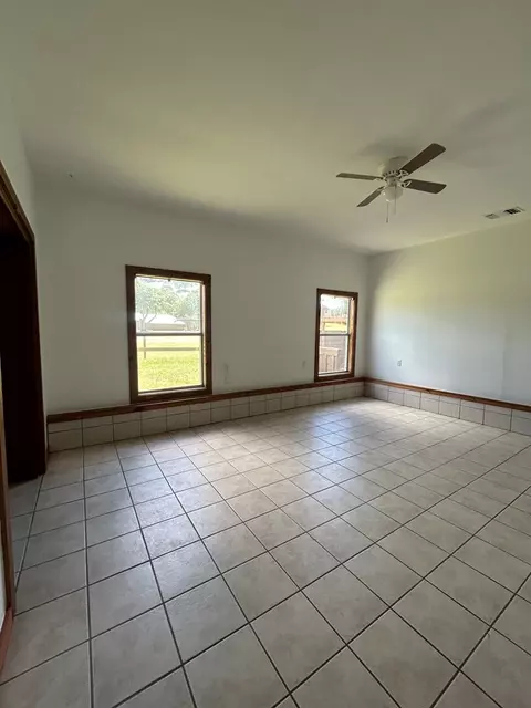 210 A Lange Ravine Rd, Hunt, TX 78024 - Movoto
