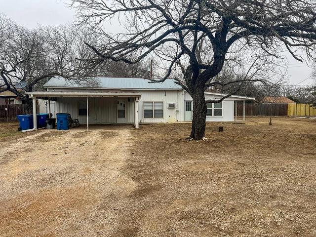 610 S Guadalupe St, Kerrville, TX 78028 | MLS# 118173 | 11 Photos - Movoto