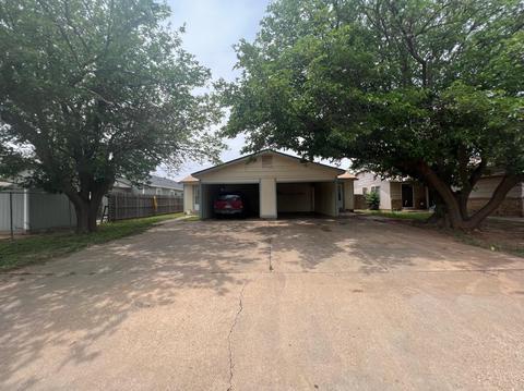 9206 Elgin Ave, Lubbock, TX 79423 | 8 Photos | MLS #202306732 - Movoto