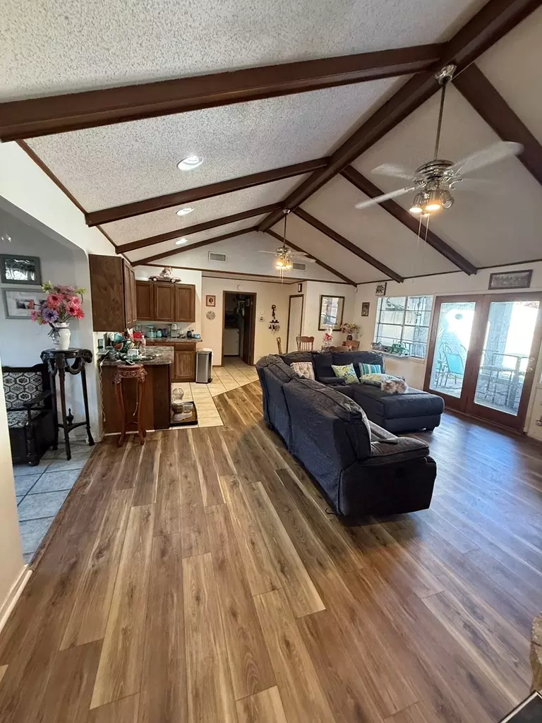 2834 Chimney Rock Ln, San Angelo, TX 76904 | MLS# 130015 | 8 Photos ...