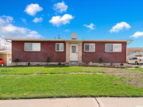 4267 S 3720 W, West Valley City, UT 84120 | 25 Photos | MLS #1872716 ...