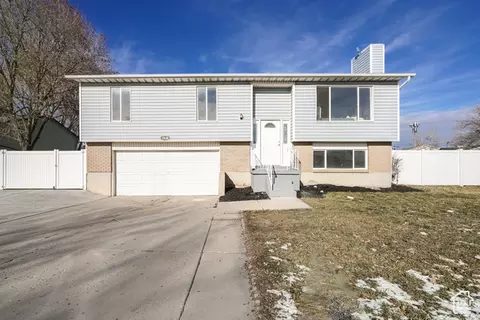 6916 S Columbia Dr, West Jordan, UT 84084 - Movoto