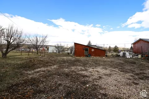277 N State St, Fairview, UT 84629 | 16 Photos - Movoto