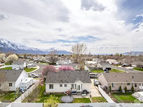 1513 Dover Dr, Spanish Fork, UT 84660 | 27 Photos - Movoto